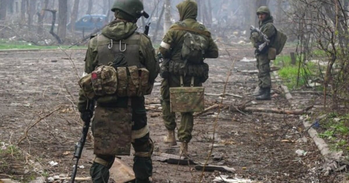 Russian special forces enter Ukraine's northern border with support ...