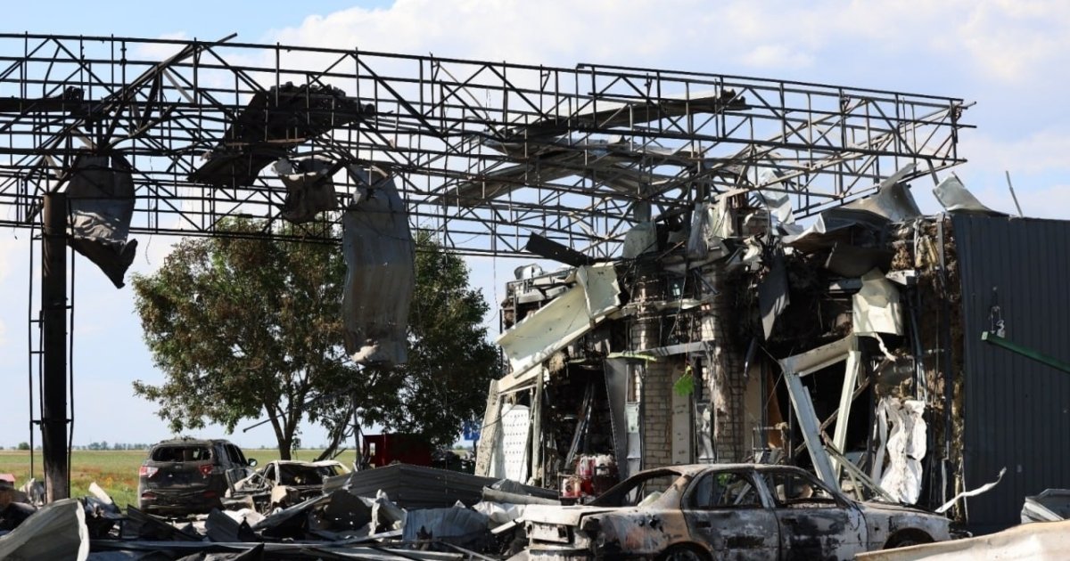 Two people died as a result of Russia's attack on the Kherson region
