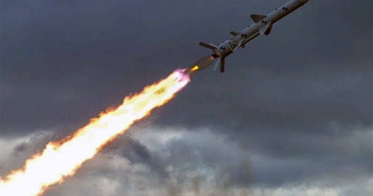 Russia carried out missile strikes on the Dnieper — one man was killed ...