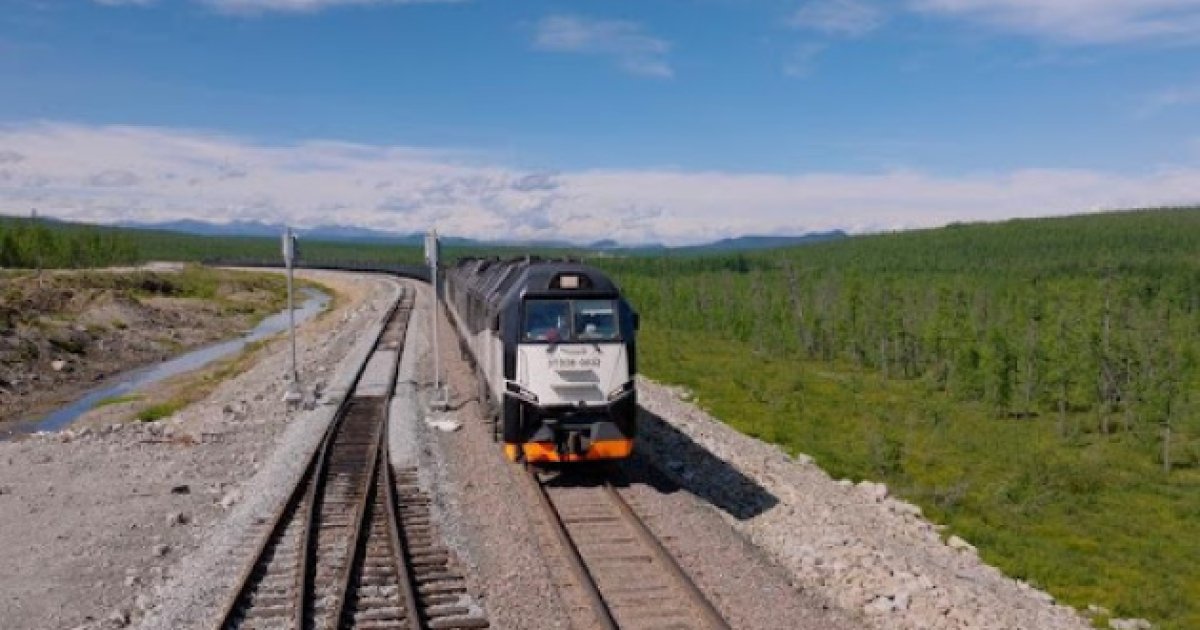 Watch: USF hit a locomotive with military cargo in the Bryansk region