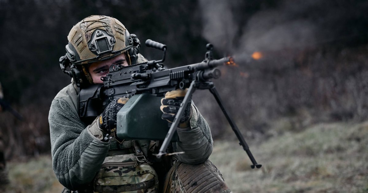 "Azov" occupied a defensive zone in the Dobropil direction