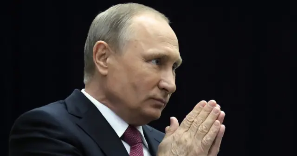 Watch: Indian journalist drives Putin into a blind alley with questions ...