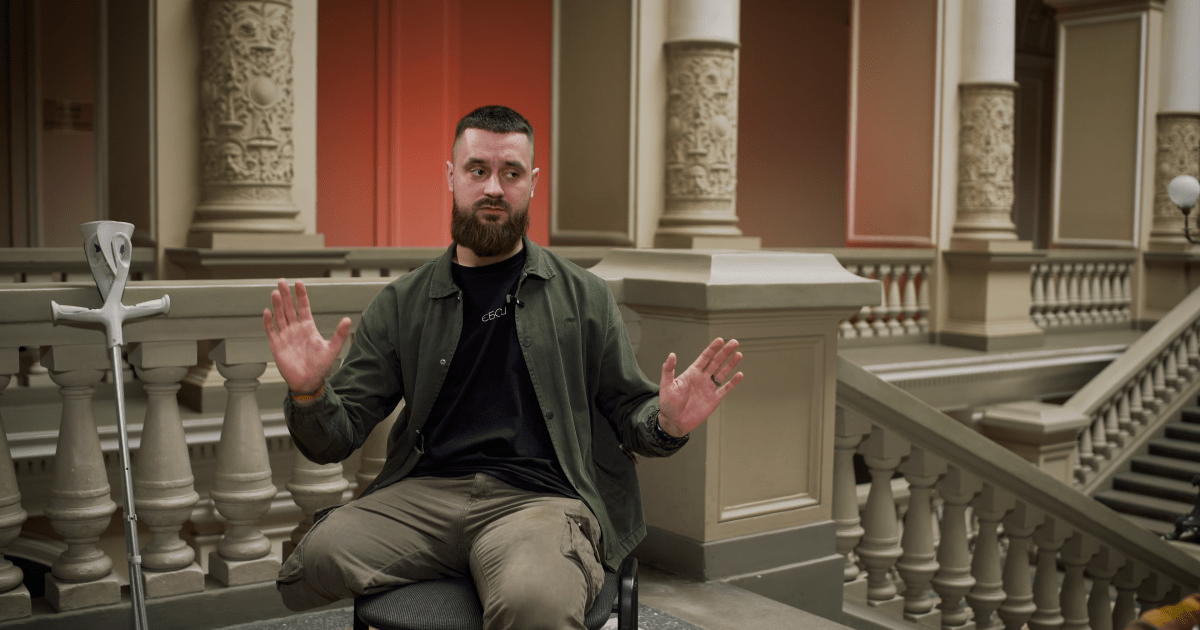 A fighter with an amputation is also "pregnant". Stanislav "Vinegar ...