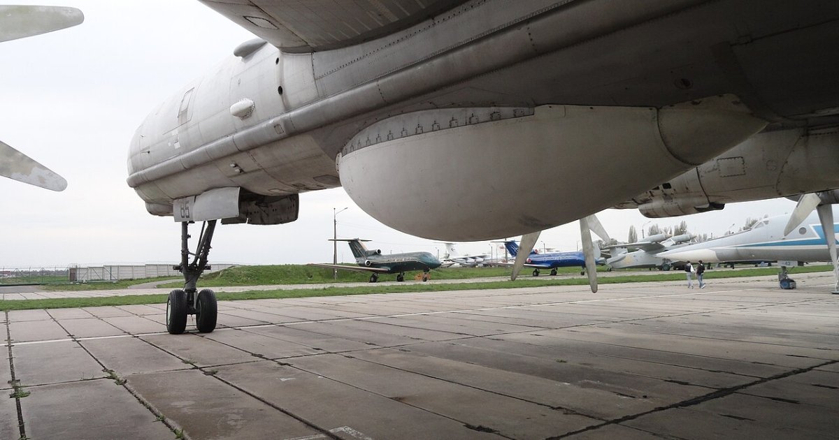 Magyar showed the destruction of two Russian Tu-142 and Iskander ...