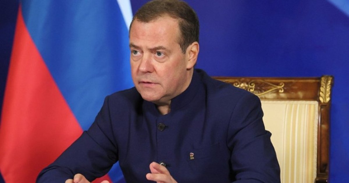 Medvedev, in a panic, began to threaten Ukraine because of the ...
