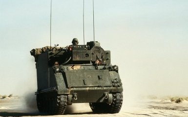 Lithuania handed over M577 command and staff vehicles to the Armed ...